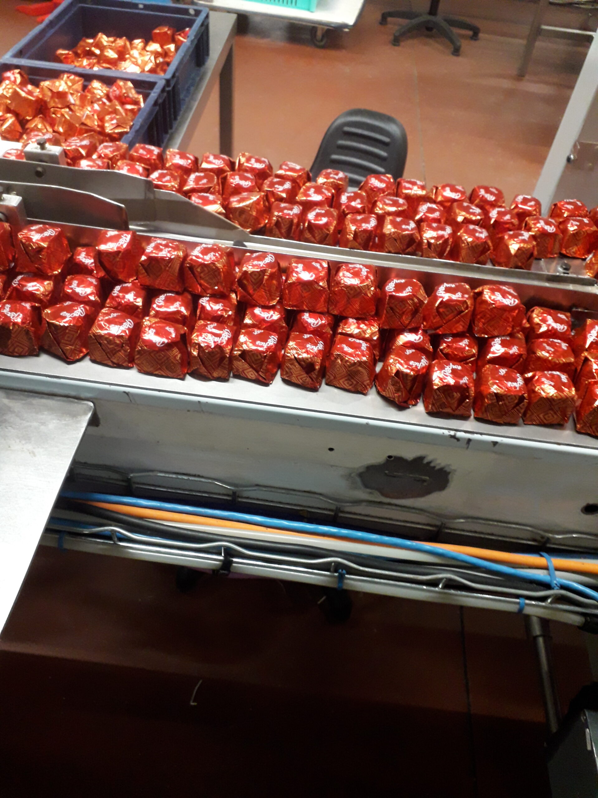 Comment la bande transporteuse alimentaire peut vous aider